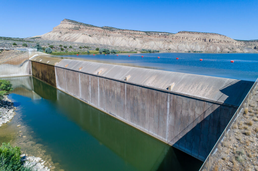 Waterfront & Marine Retaining Walls | Dam & Port Solutions